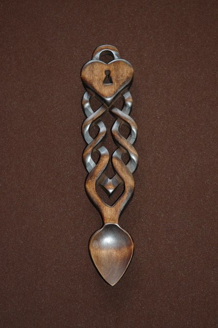 Welsh Lovespoons - New Home Gift - The Lovespoon Gallery